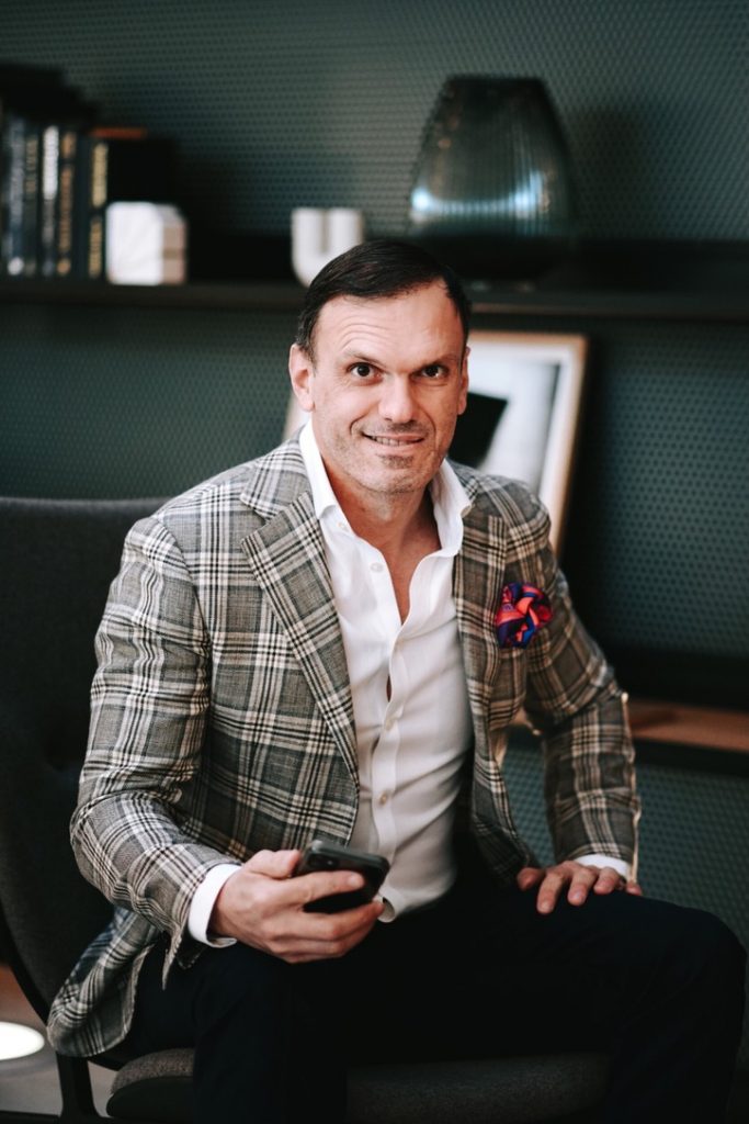 The Educator – Stathis Stefanidis